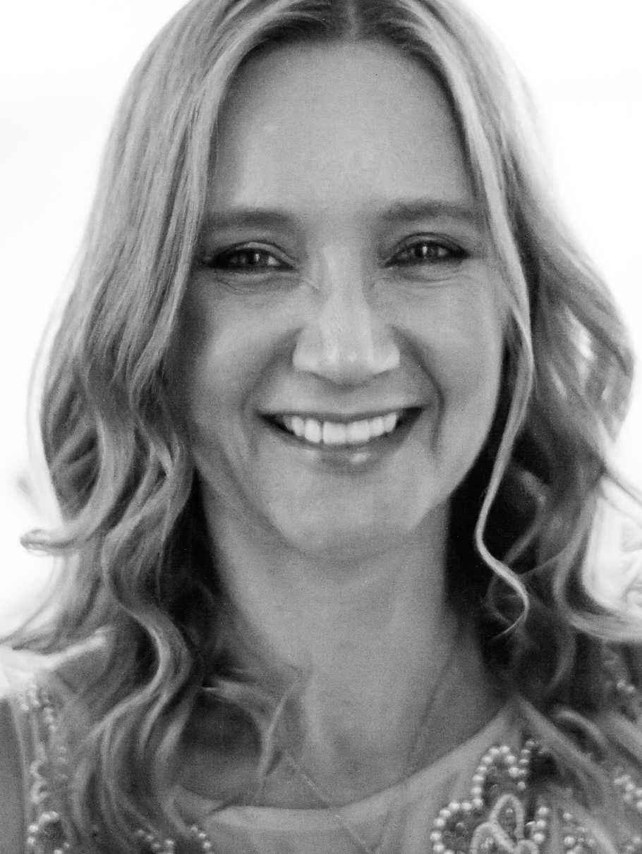 Kate Russell: the original gamer girl - Littlegate Publishing