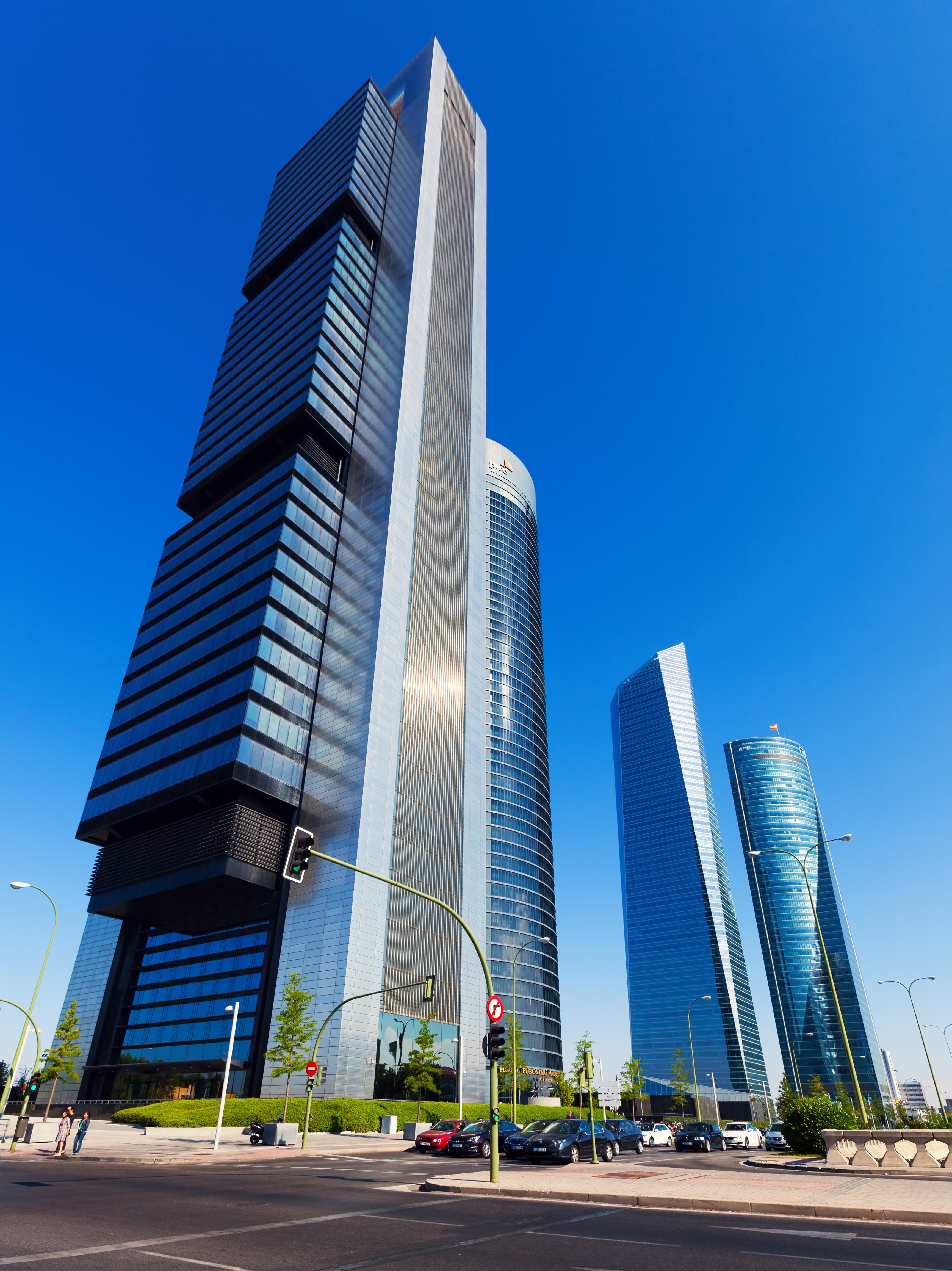 skyscraper 1-min - Littlegate Publishing