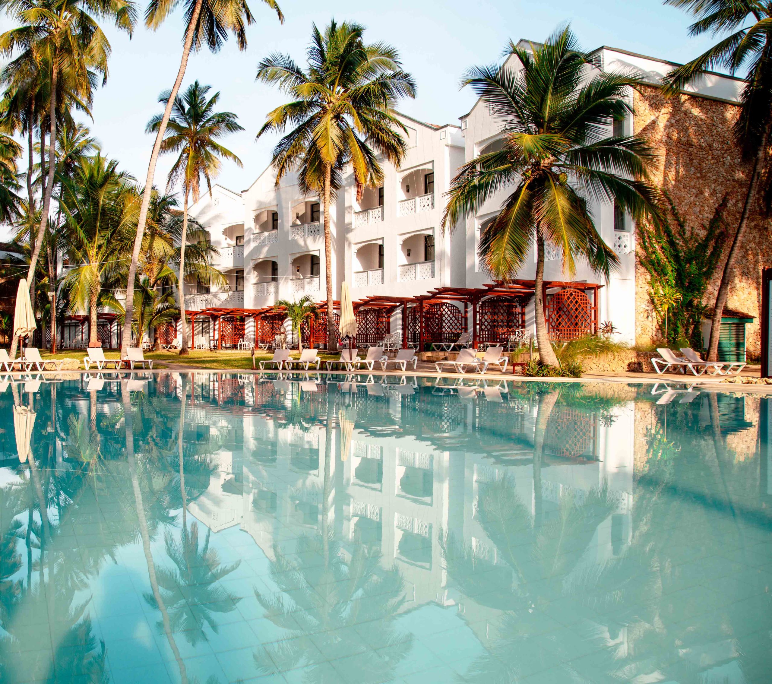 Sarova Hotels & Resorts: Holidaying with history - Littlegate Publishing